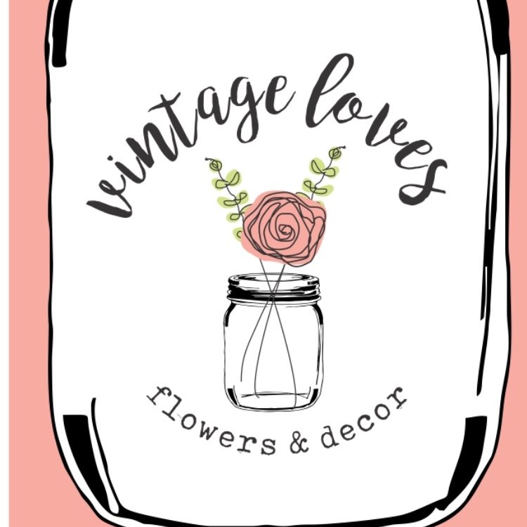 Vintage Loves Flowers & Decor